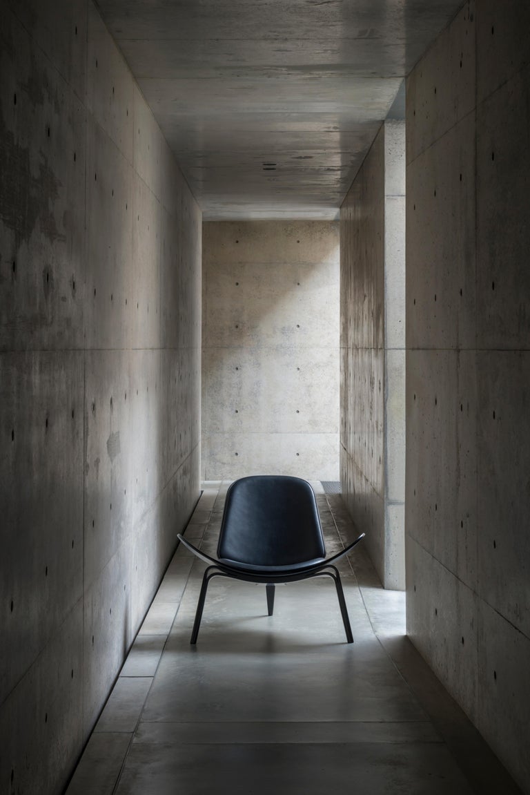 Customizable CH07 Shell Chair in Walnut Oil with Leather Seat by Hans J ...