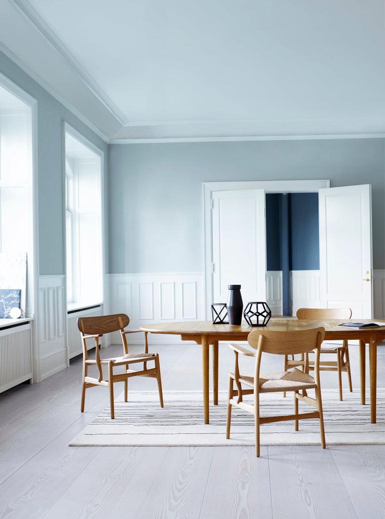 CH26 Dining Chair in Oak Painted Black and Natural Papercord by Hans J ...
