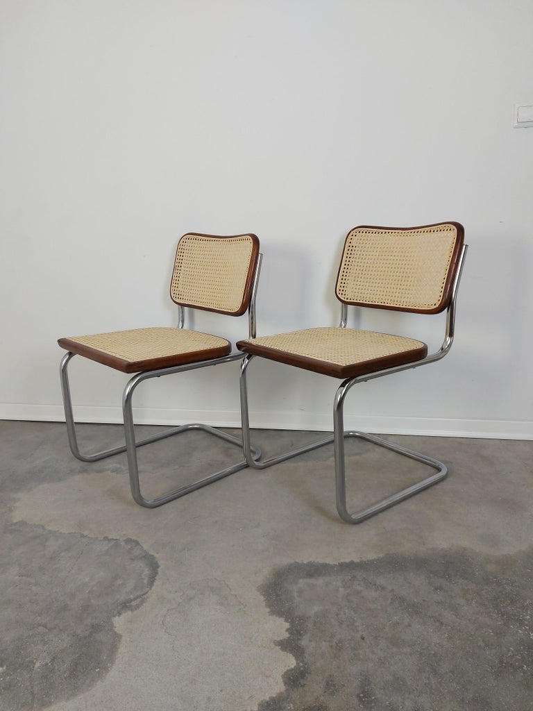 Chair, 1980s, Pair Design Classic at 1stDibs