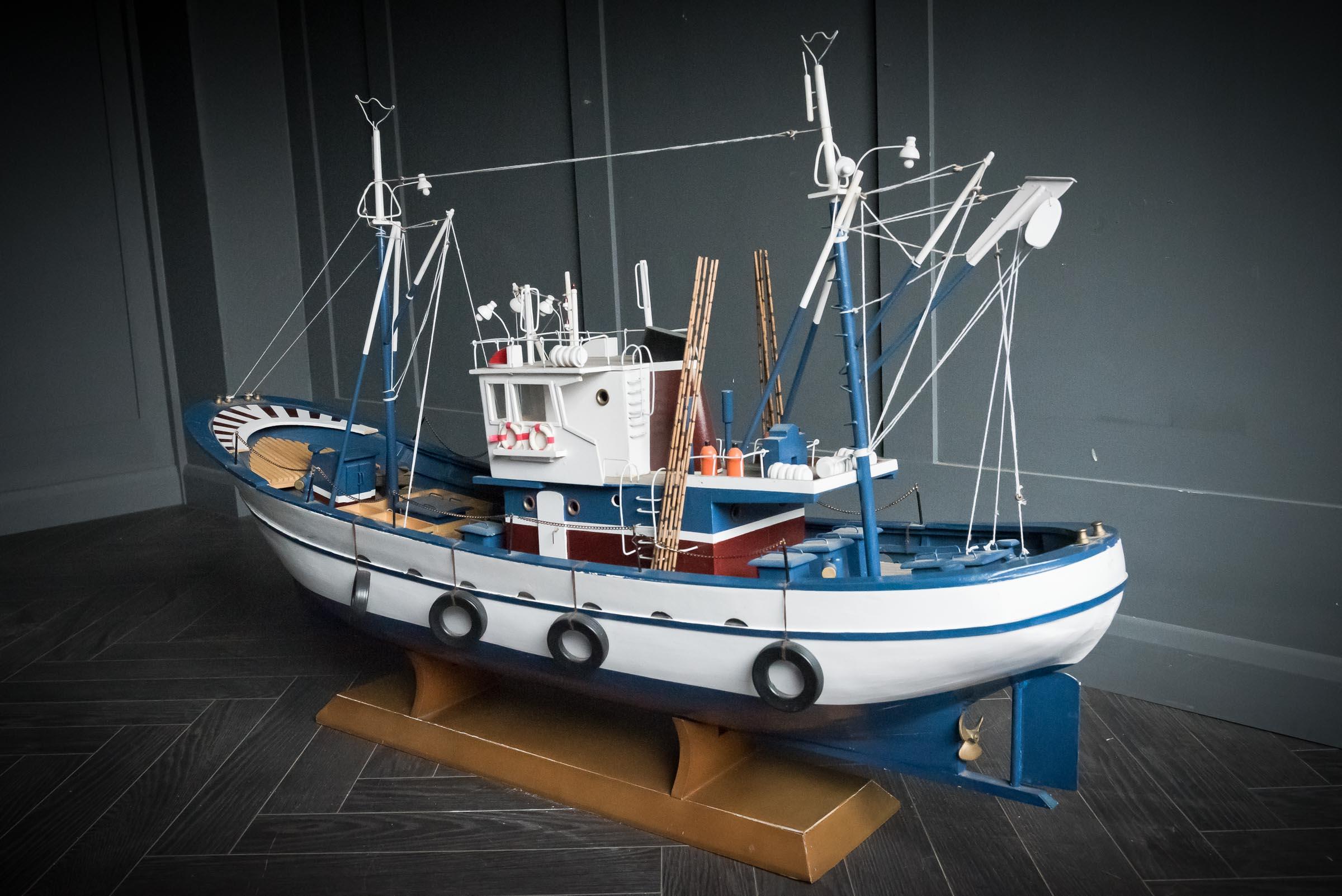 Chalutier French Trawler Model For Sale at 1stDibs | chalutier model boat