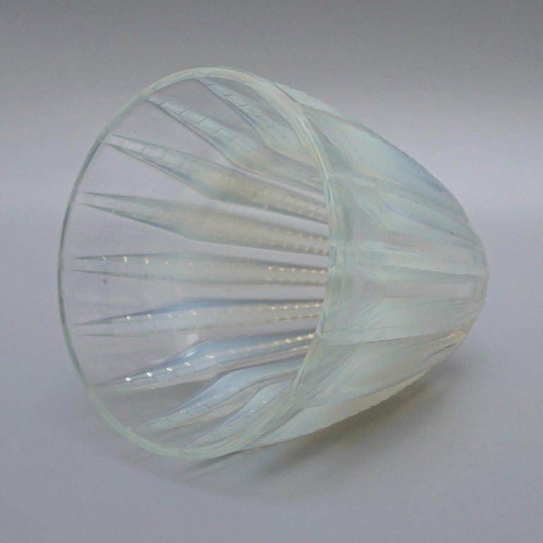 Chamonix an Art Deco Opalescent Glass Vase by René Lalique For Sale at ...