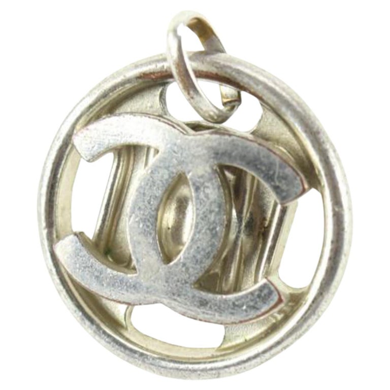 Chanel 03A CC Logo Charm Pendant 37cc721s For Sale at 1stDibs