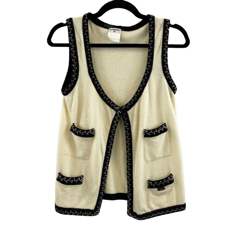 CHANEL -03C Cruise Resort 2003 Cashmere 2 Piece Knit Dress and Vest US ...