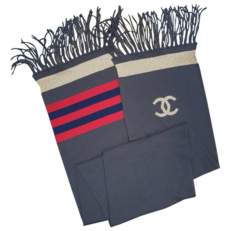 Chanel 09A Cashmere CC Logo Scarf For Sale at 1stDibs