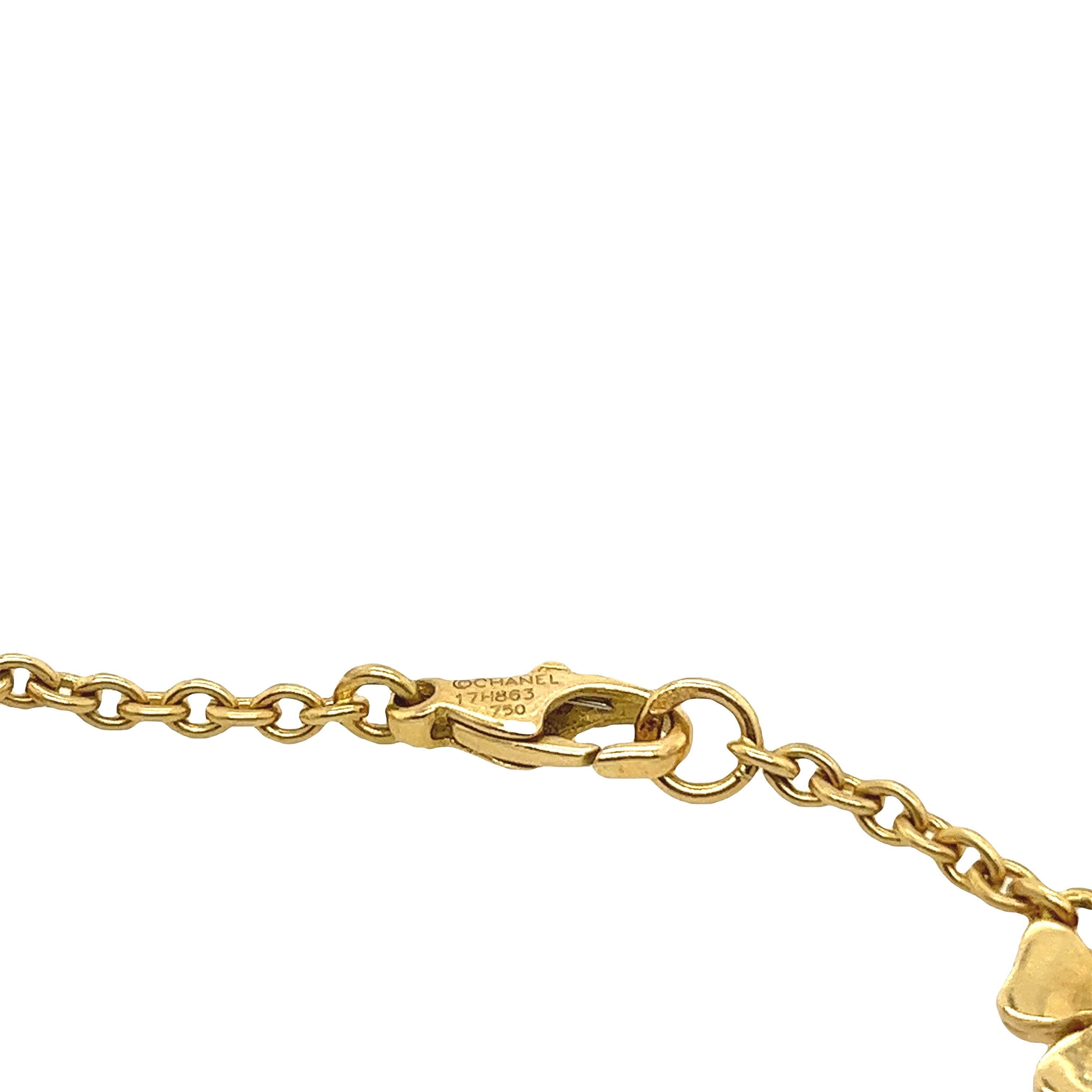 Chanel 18ct Yellow Gold and Diamonds 3-Symbols Necklace For Sale at 1stDibs