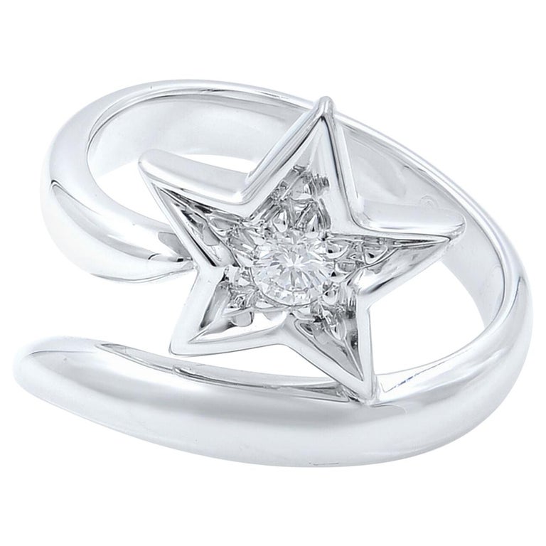 Chanel 18 Karat White Gold Comete Diamond Star Ring at 1stDibs