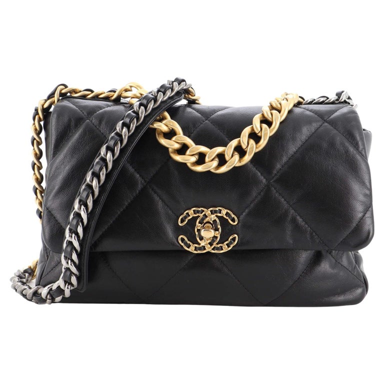 Chanel 19 Flap Bag Quilted Leather Large For Sale at 1stDibs