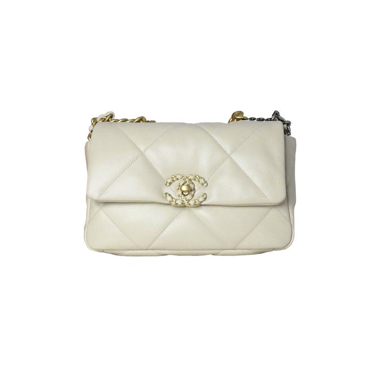 Chanel 19 Small Bag Beige For Sale at 1stDibs | chanel 19 bag small