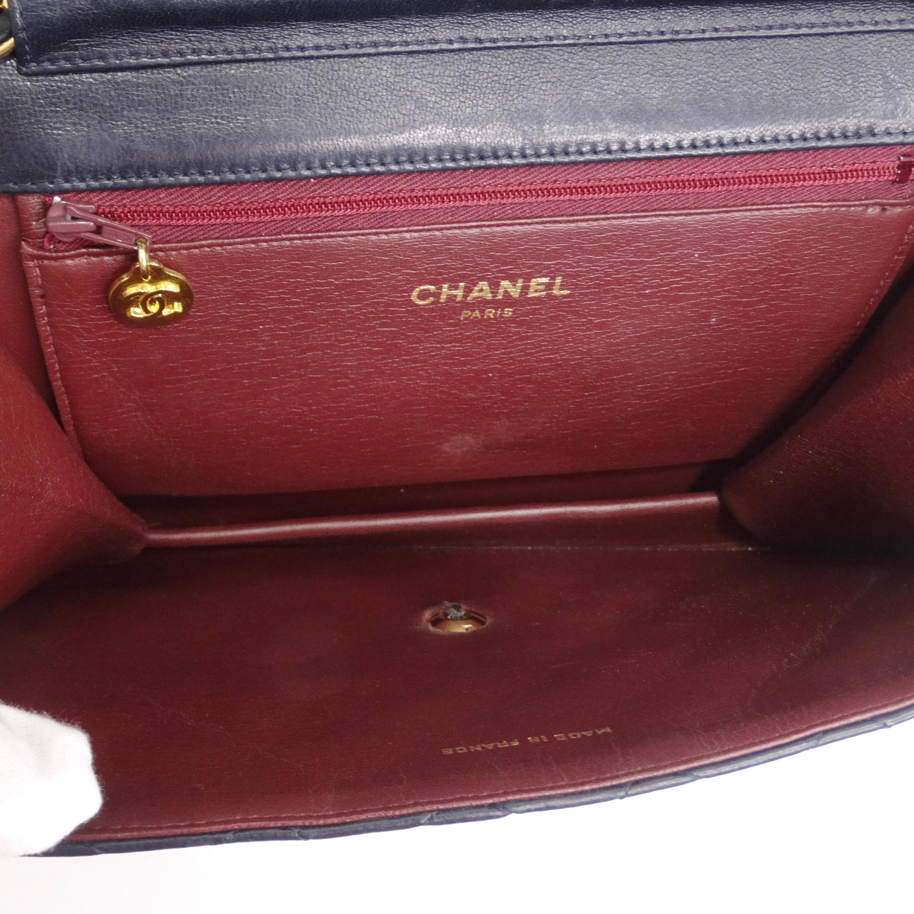 Chanel 1980s Single Flap Navy Leather Handbag For Sale at 1stDibs