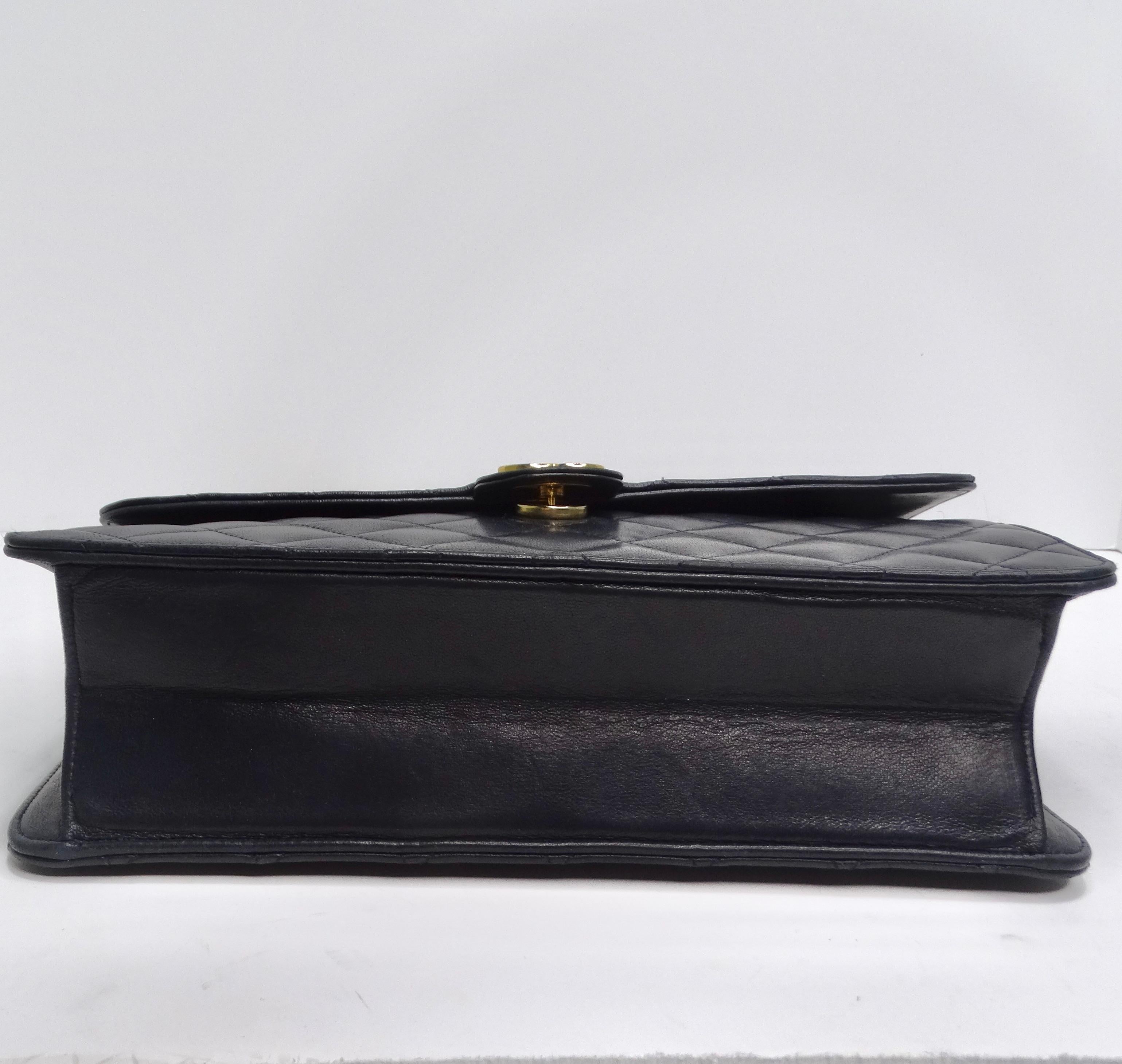 Chanel 1980s Single Flap Navy Leather Handbag For Sale at 1stDibs