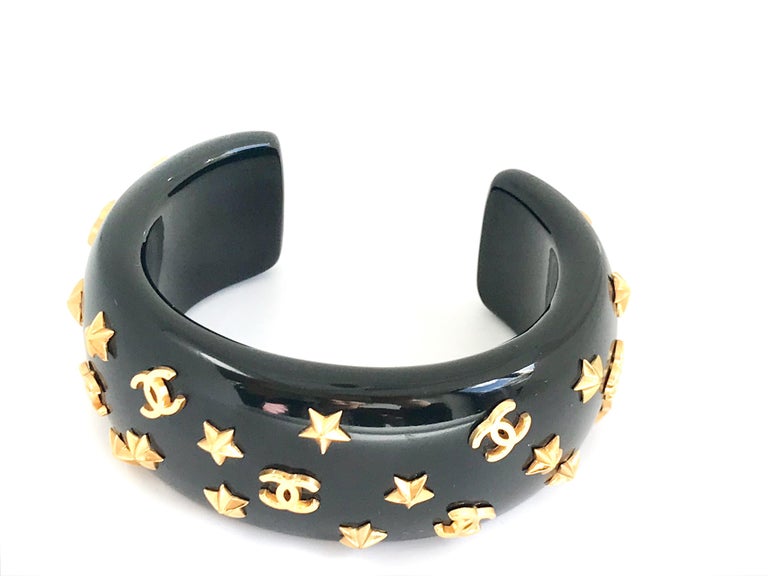 Chanel 1990s Black Resin Star Bangle Bracelet at 1stDibs