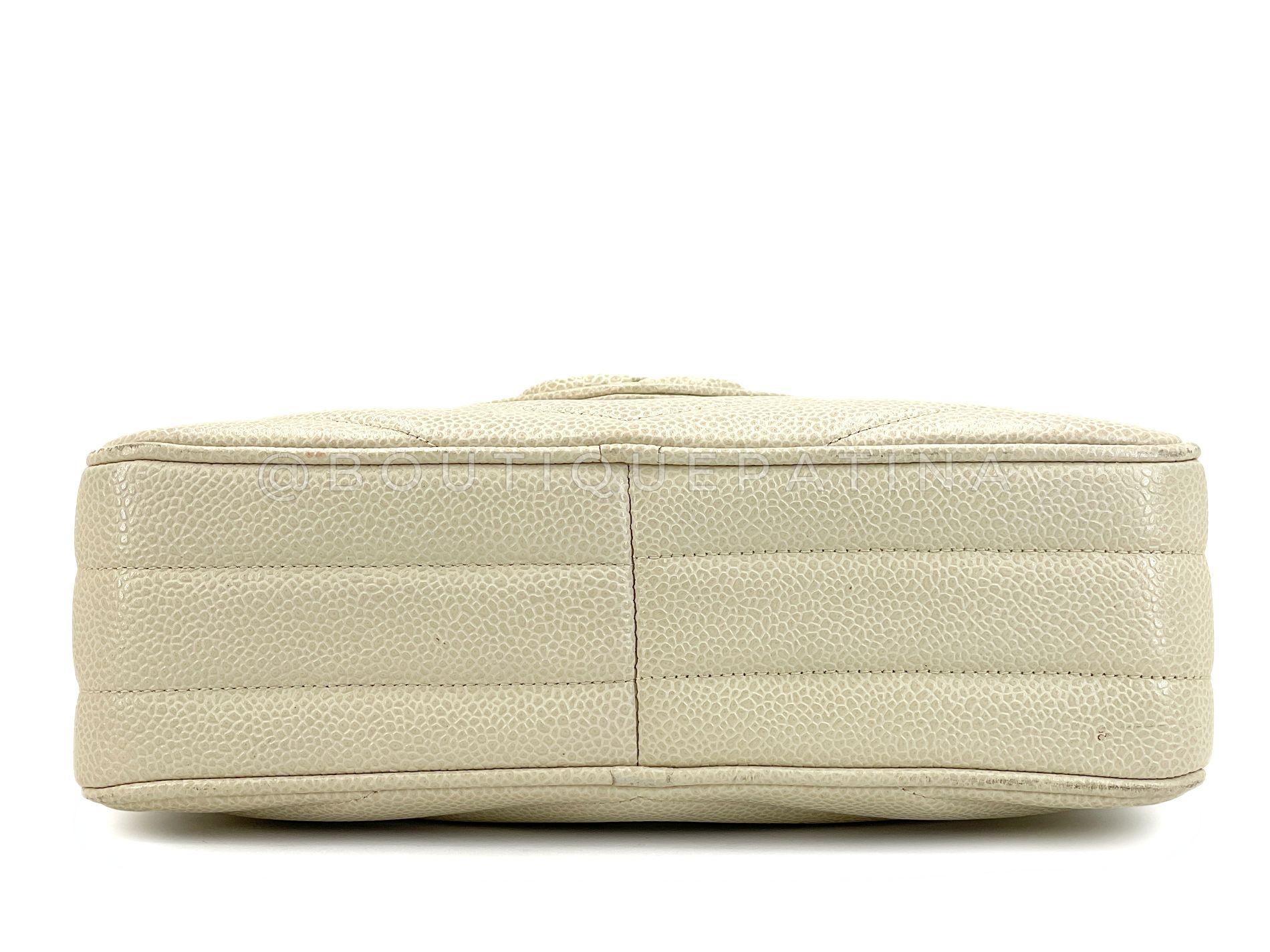 Chanel 1995 Vintage Bone Ivory Caviar Envelope Camera Flap Bag Covered ...