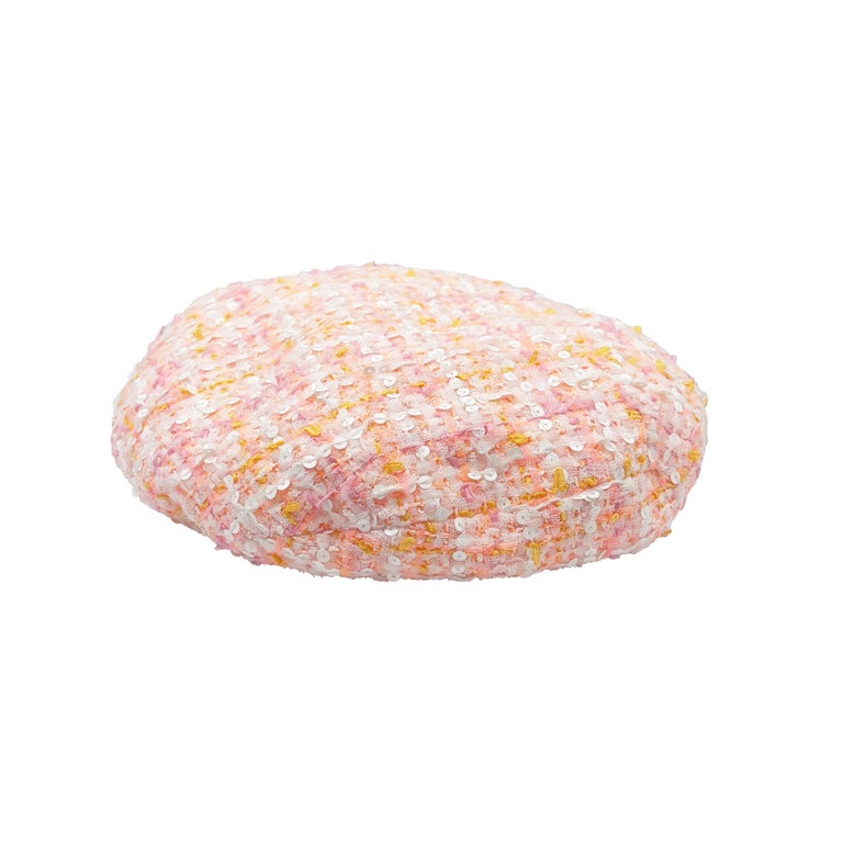 CHANEL 19C 2019 Cruise Iconic Tweed and Sequin Beret Hat CC Logo Size S ...