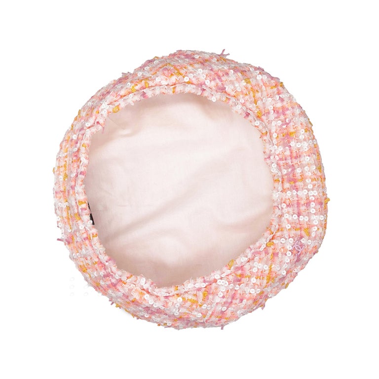 CHANEL 19C 2019 Cruise Iconic Tweed and Sequin Beret Hat CC Logo Size S ...