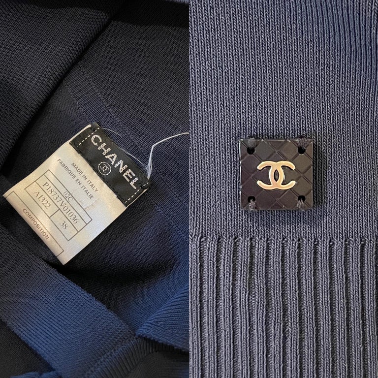 CHANEL 2002 vintage navy blue cut out sweater For Sale at 1stDibs