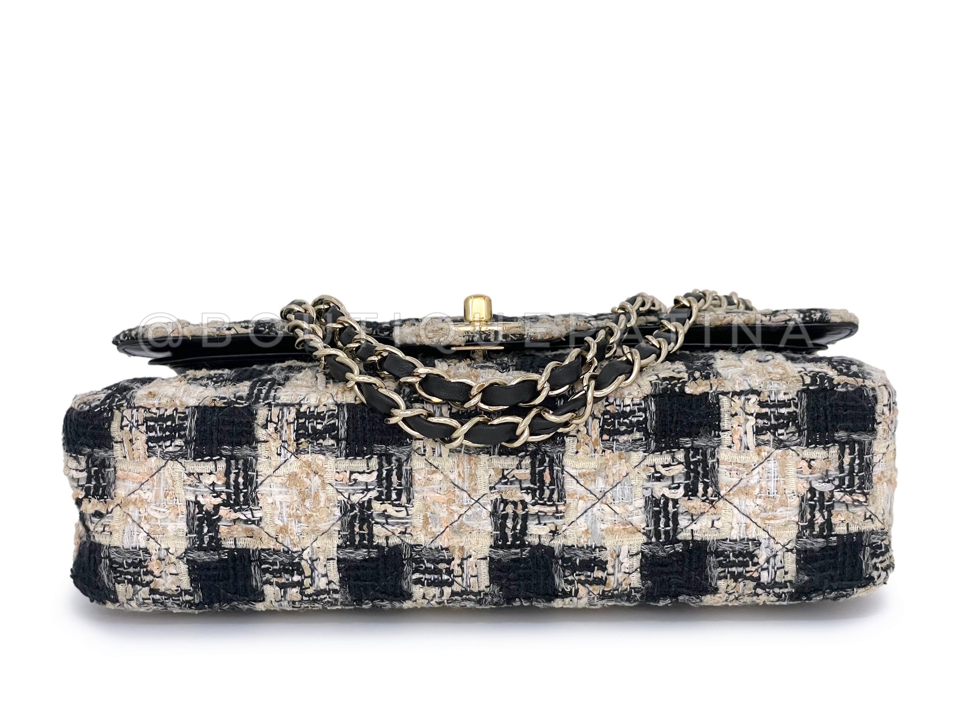 Chanel 2004 Vintage Tweed Classic Double Flap Bag Beige Black 24k GHW ...