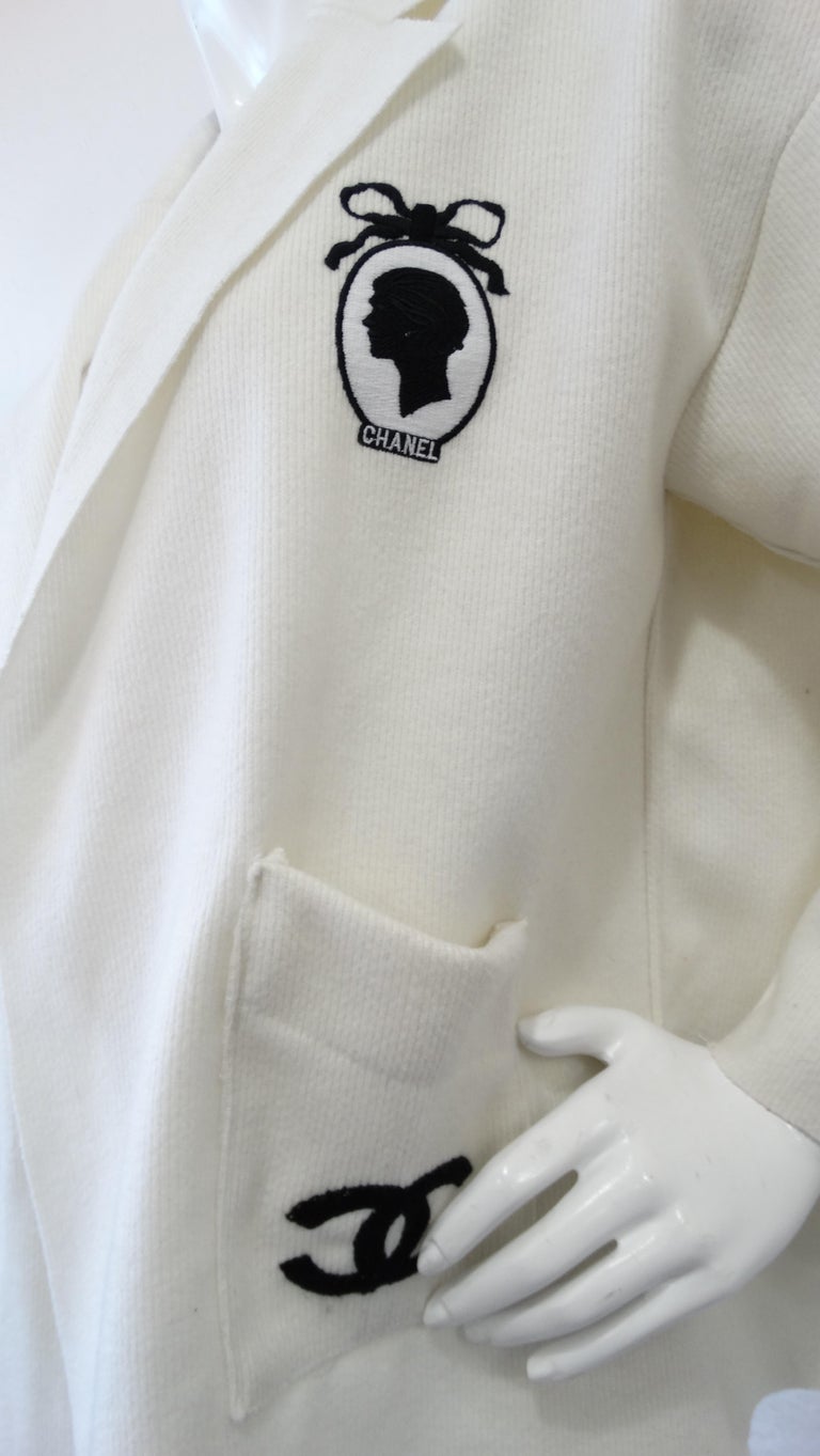 Chanel 2014 Autumn Logo Wool Cardigan at 1stDibs | chanel fleece ...