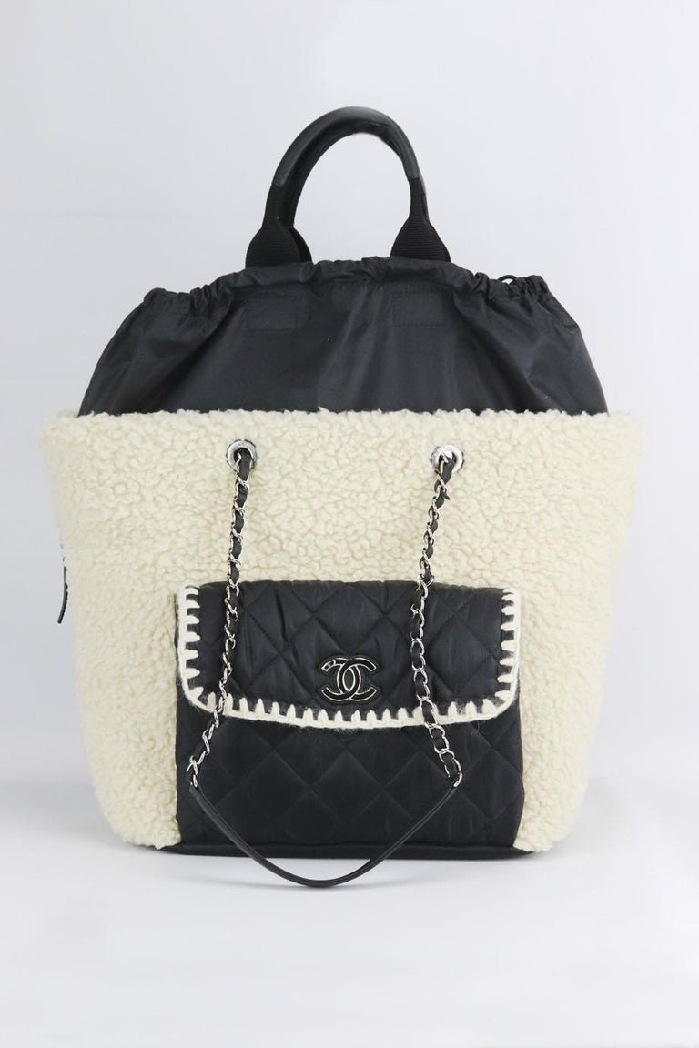 Chanel 2018 Coco Neige Large Shearling And Quilted Nylon Tote Bag For ...