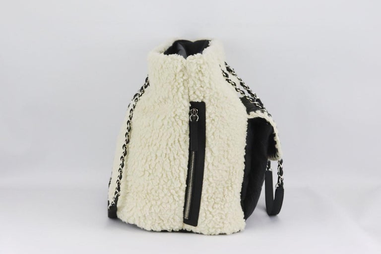 Chanel 2018 Coco Neige Large Shearling And Quilted Nylon Tote Bag For ...
