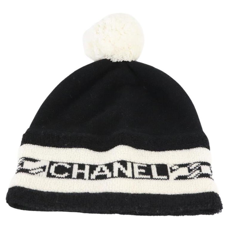 Chanel 2020 Logo Intarsia Cashmere Beanie One Size For Sale at 1stDibs