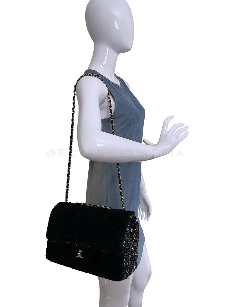 Chanel 2020 Shearling Fantasy Tweed Jumbo Classic Flap Bag GHW 66672 ...
