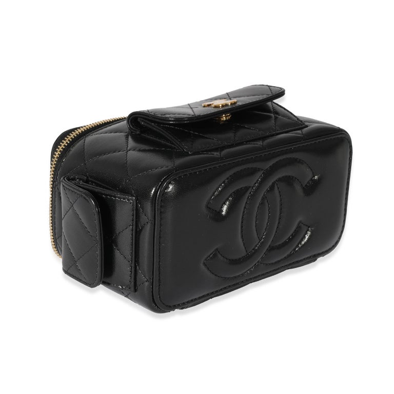 Chanel 22K Leather Vanity With Chain For Sale at 1stDibs