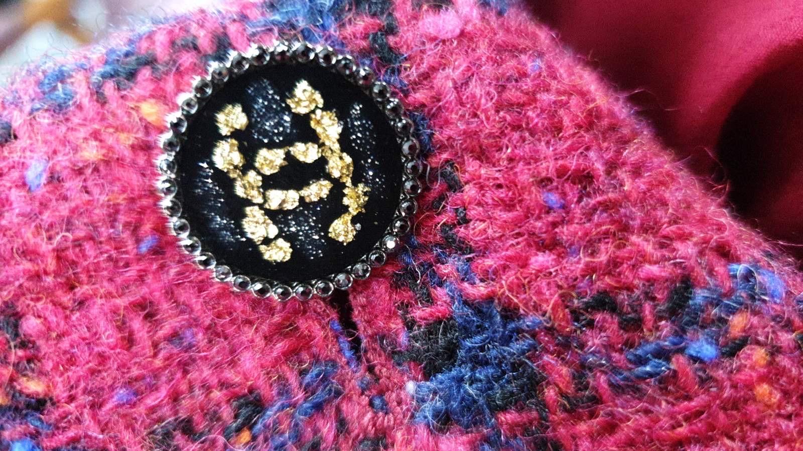 Chanel 22K Runway Tweed Jacket For Sale at 1stDibs