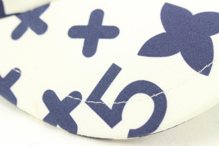 Chanel 22P 2022 White x Navy Blue Charm Icon CC Logo Baseball Cap Hat ...
