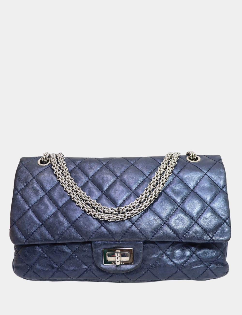 Chanel 2.55 Reissue Double Flap bag For Sale at 1stDibs