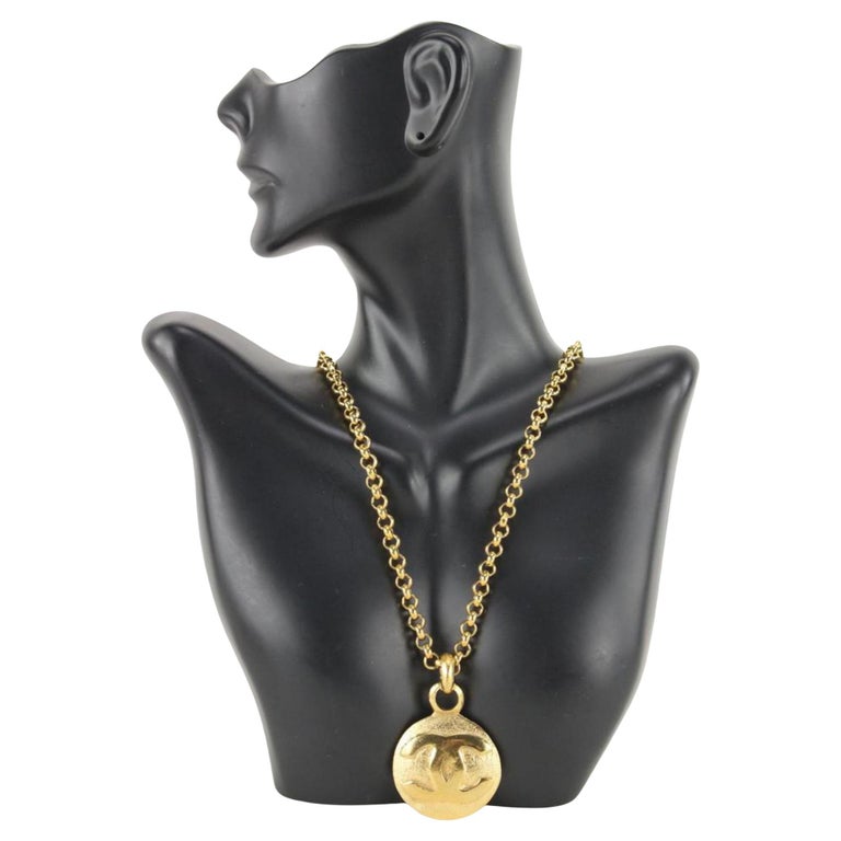 Chanel 29 24k Gold Plate CC Logo Chain Necklace 8CJ104 For Sale at 1stDibs