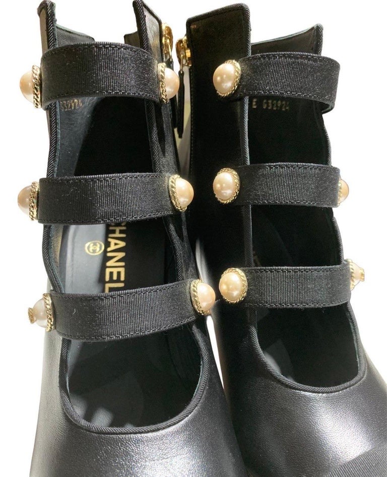 Chanel Ankle Boot Black Leather For Sale at 1stDibs