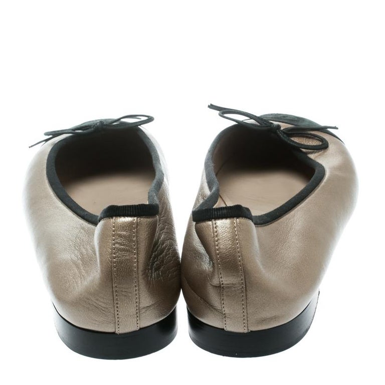Chanel Beige/Black Leather CC Cap Toe Ballet Flats Size 41 For Sale at ...