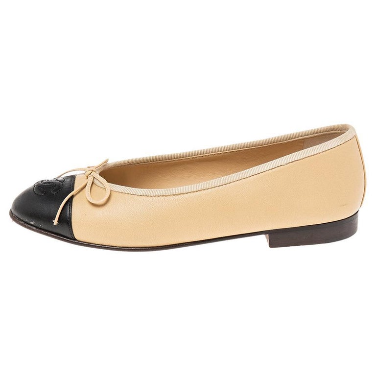 Chanel Beige/Black Leather CC Cap Toe Bow Ballet Flats Size 35 at 1stDibs