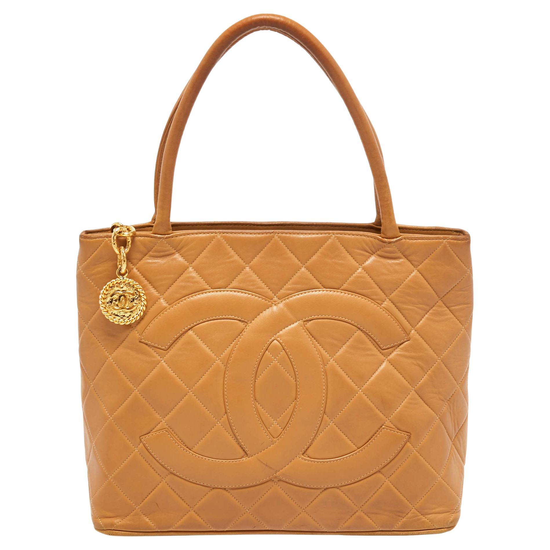 Chanel Beige Quilted Leather Vintage Medallion Tote For Sale at 1stDibs