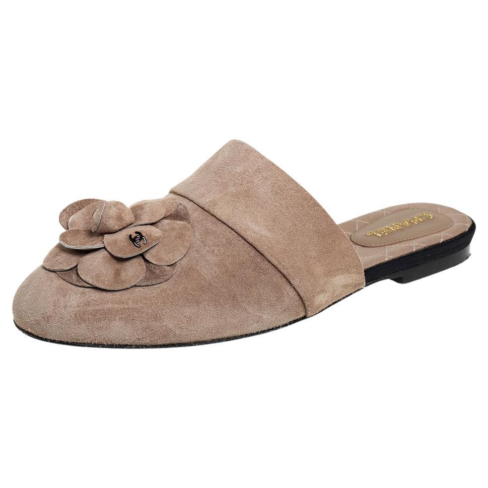 Chanel Beige Leather Pointed Toe Slingback Sandals Size 37.5 at 1stDibs