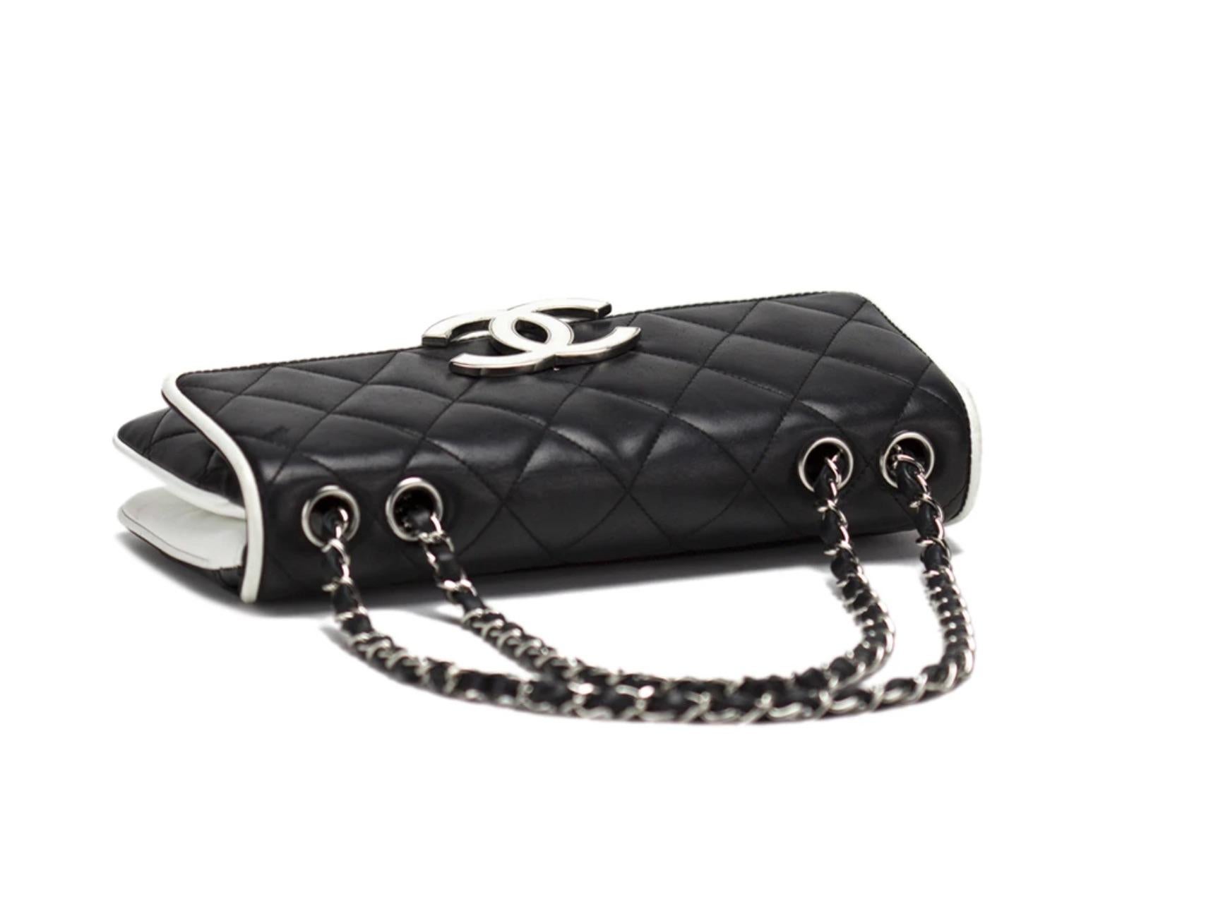 Chanel 2008 Black and White Cruise Logo Accordion Jumbo Classic Flap ...