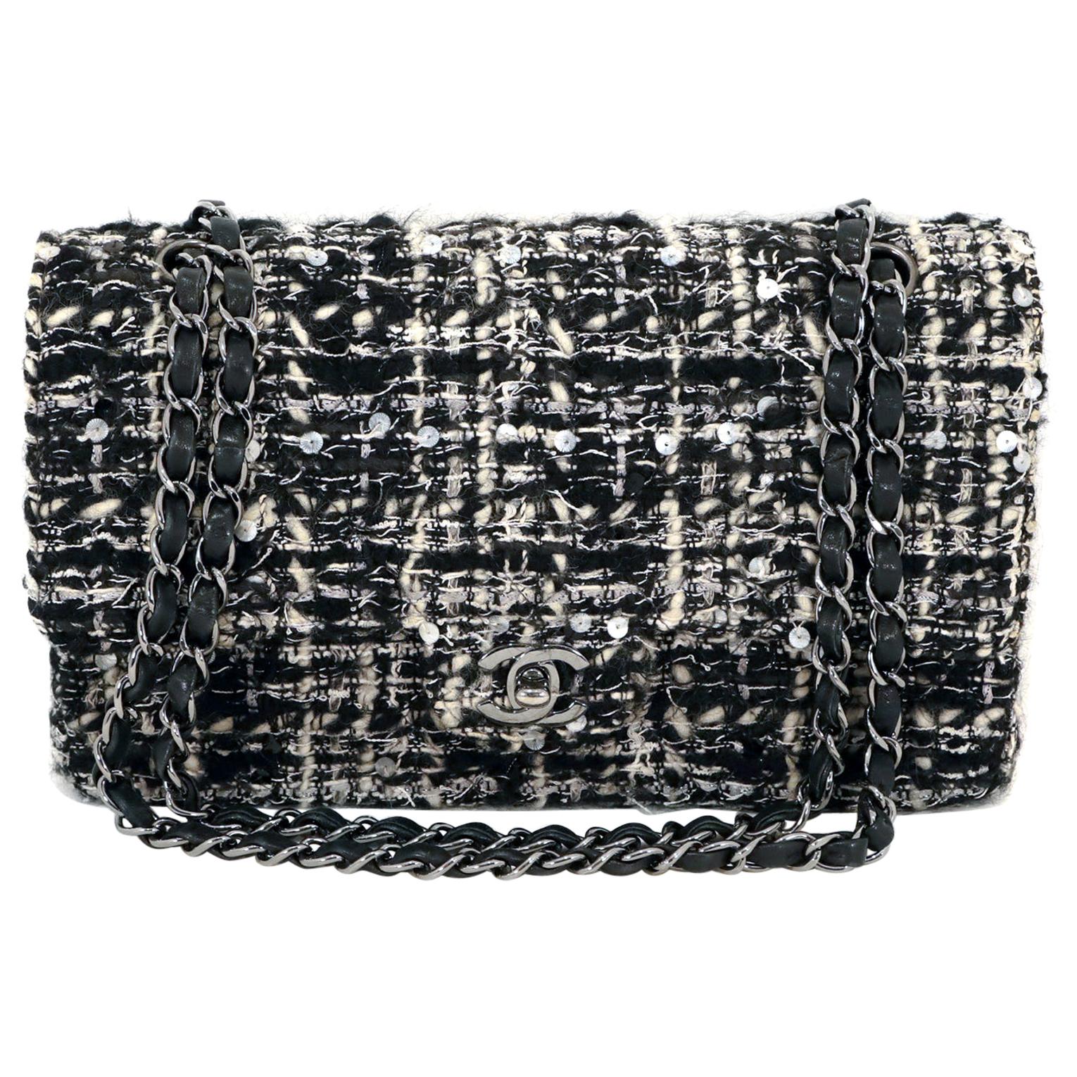 Chanel Black and White Tweed Double Flap Classic Bag For Sale at 1stDibs