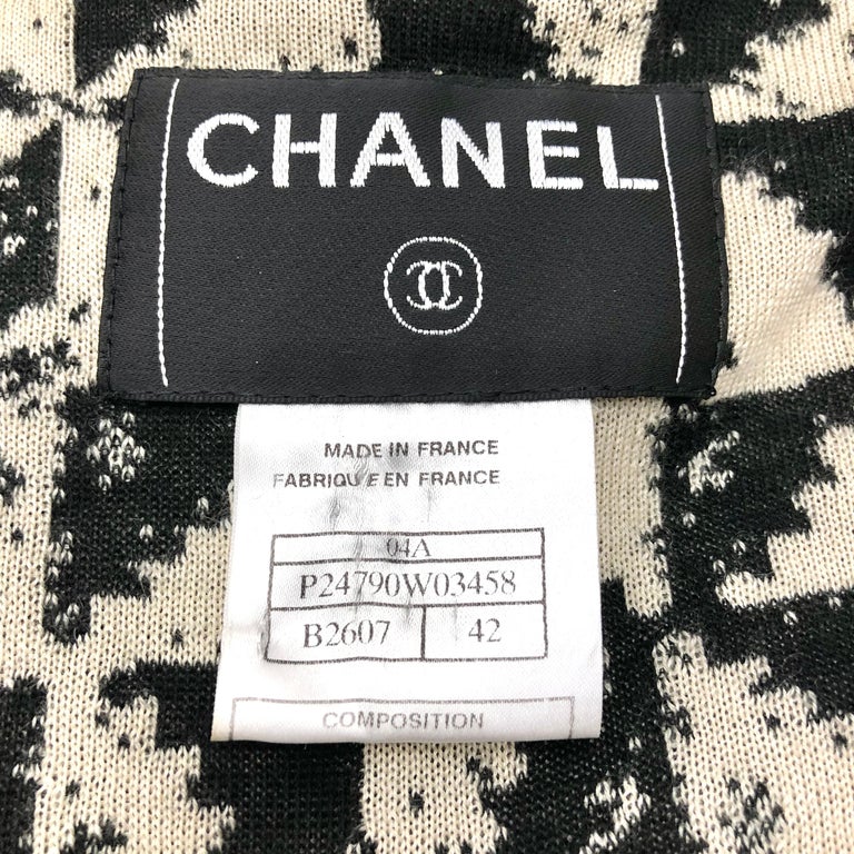 Chanel Black and White Wool Tweed Jacket For Sale at 1stDibs