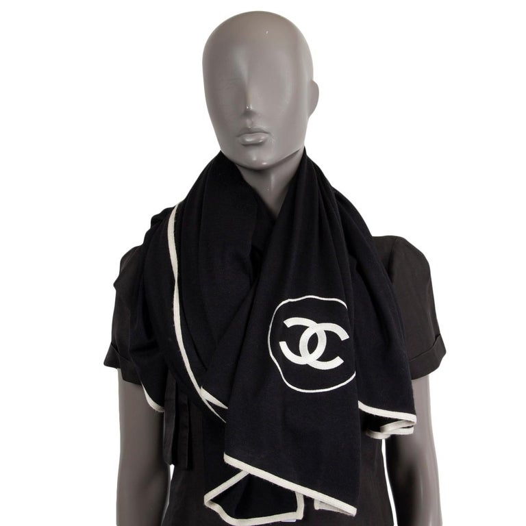 CHANEL black cashmere and silk CONTRASTING CC Shawl Scarf For Sale at ...