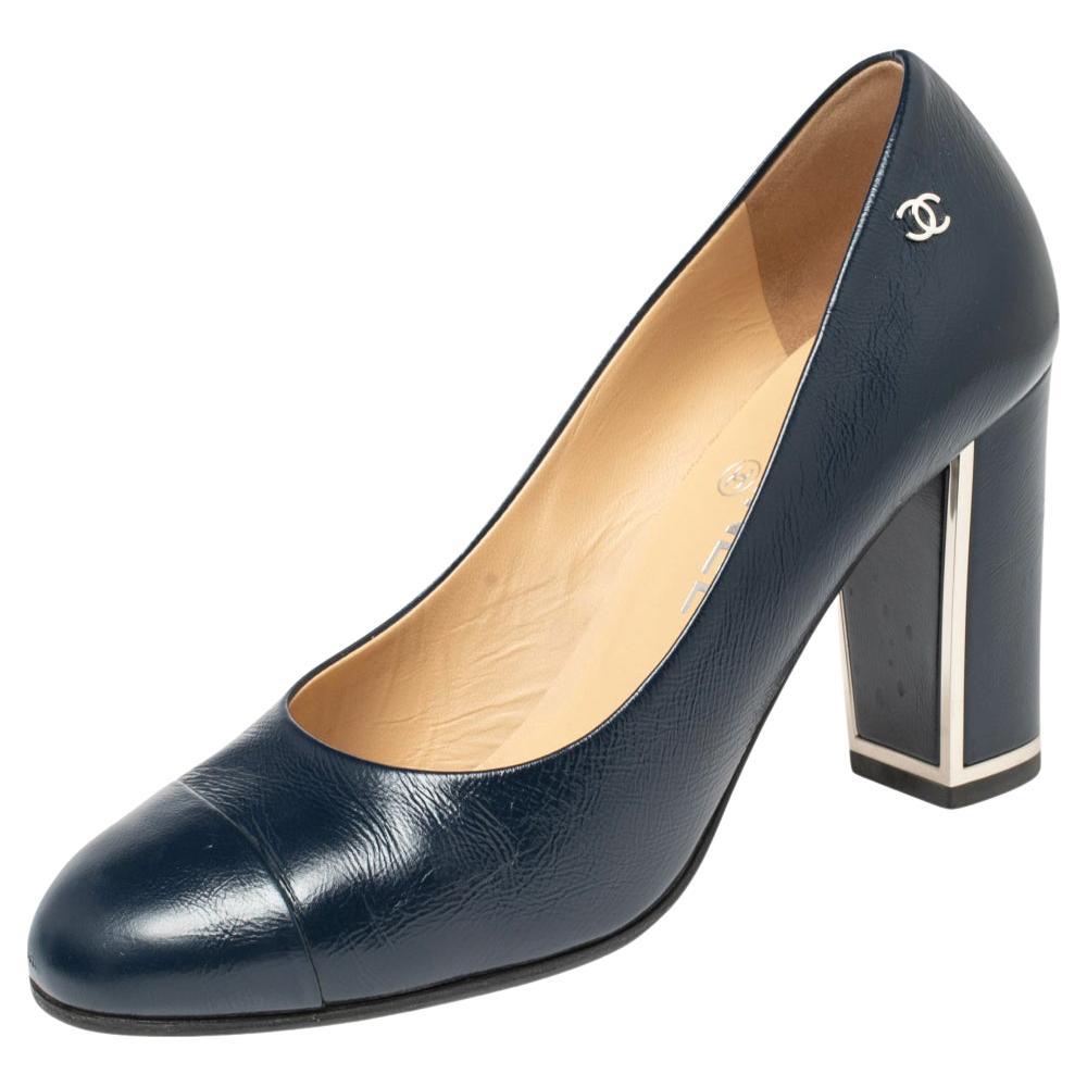 Chanel Leather Colorblocked Pointed Heels For Sale at 1stDibs