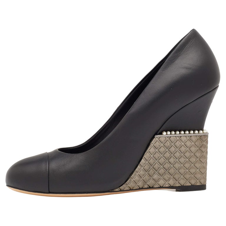 Chanel Black Leather CC Cap Toe Wedge Pumps Size 39 For Sale at 1stDibs