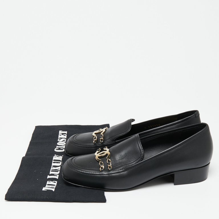 Chanel Black Leather CC Chain Link Slip On Loafers Size 39 For Sale at ...