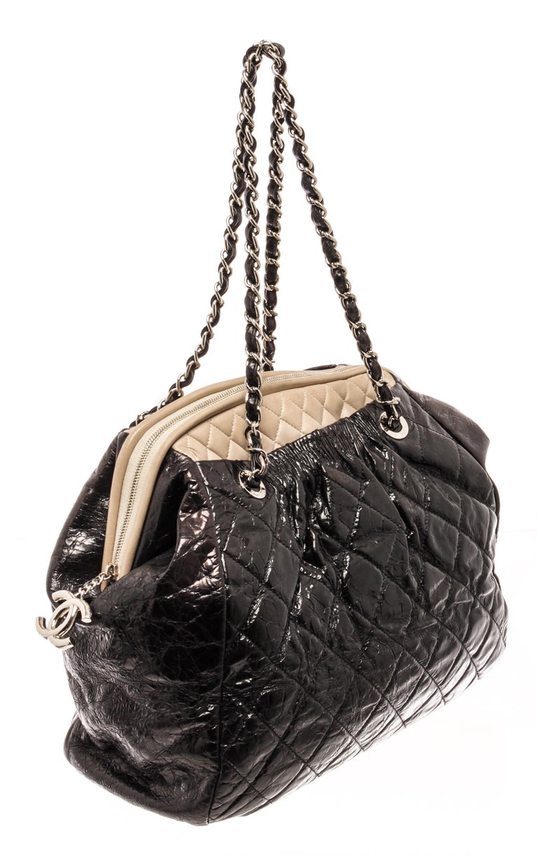 Chanel Black Leather Chain Tote Bag For Sale at 1stDibs
