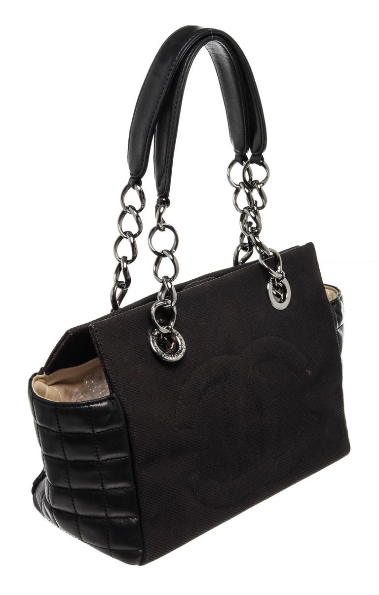 Chanel Black Leather Large CC Chain Tote Bag For Sale at 1stDibs