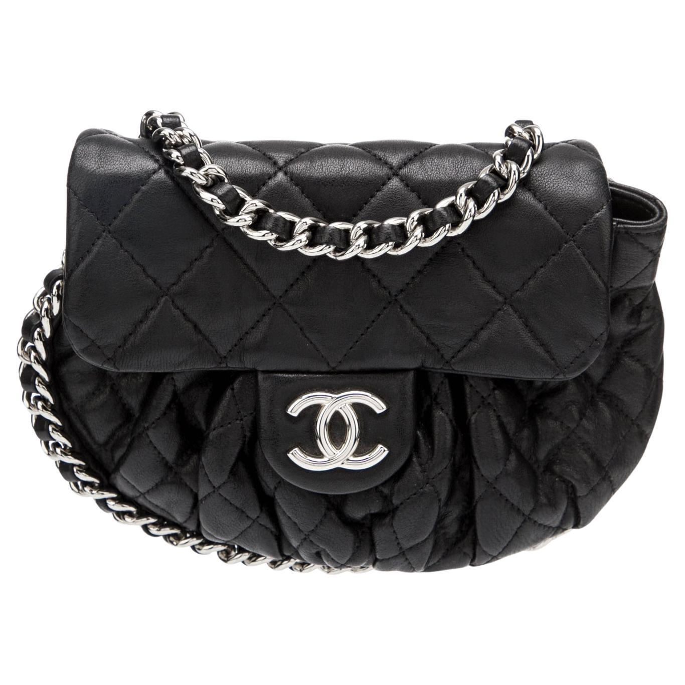 Chanel Black Mini Quilted Crossbody Classic Flap Bag For Sale at 1stDibs