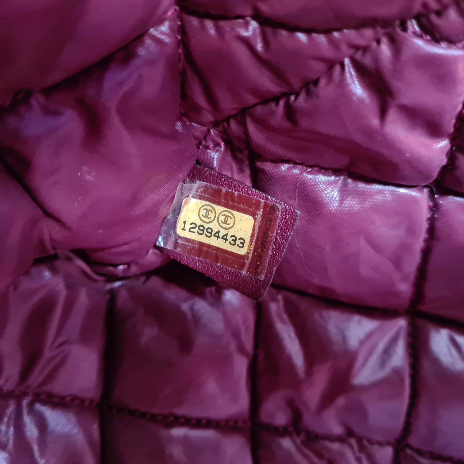 Chanel Black Nylon Quilted Cocoon Puffer Tote Bag For Sale at 1stDibs ...