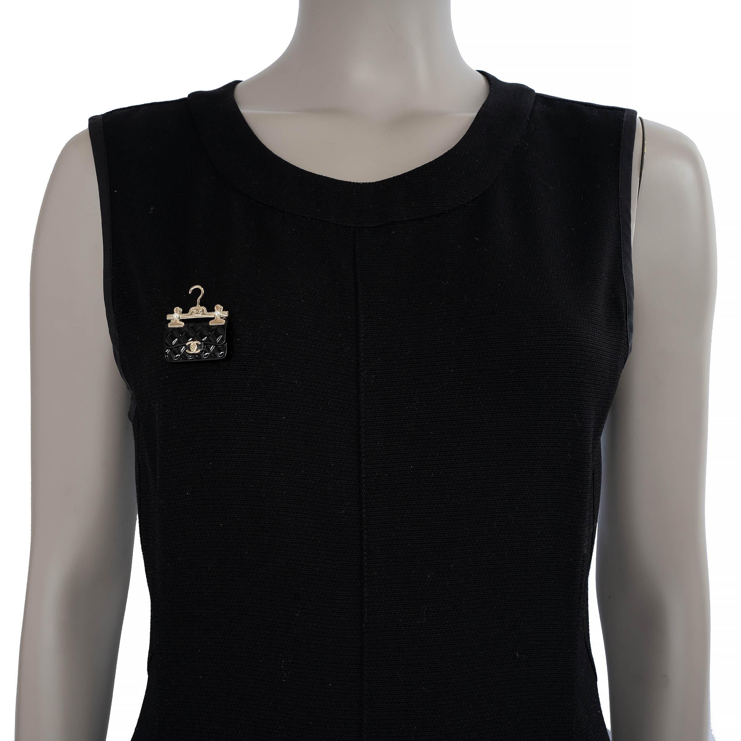 CHANEL black resin 23C MONTE CARLO HANGER FLAP BAG Brooch For Sale at ...