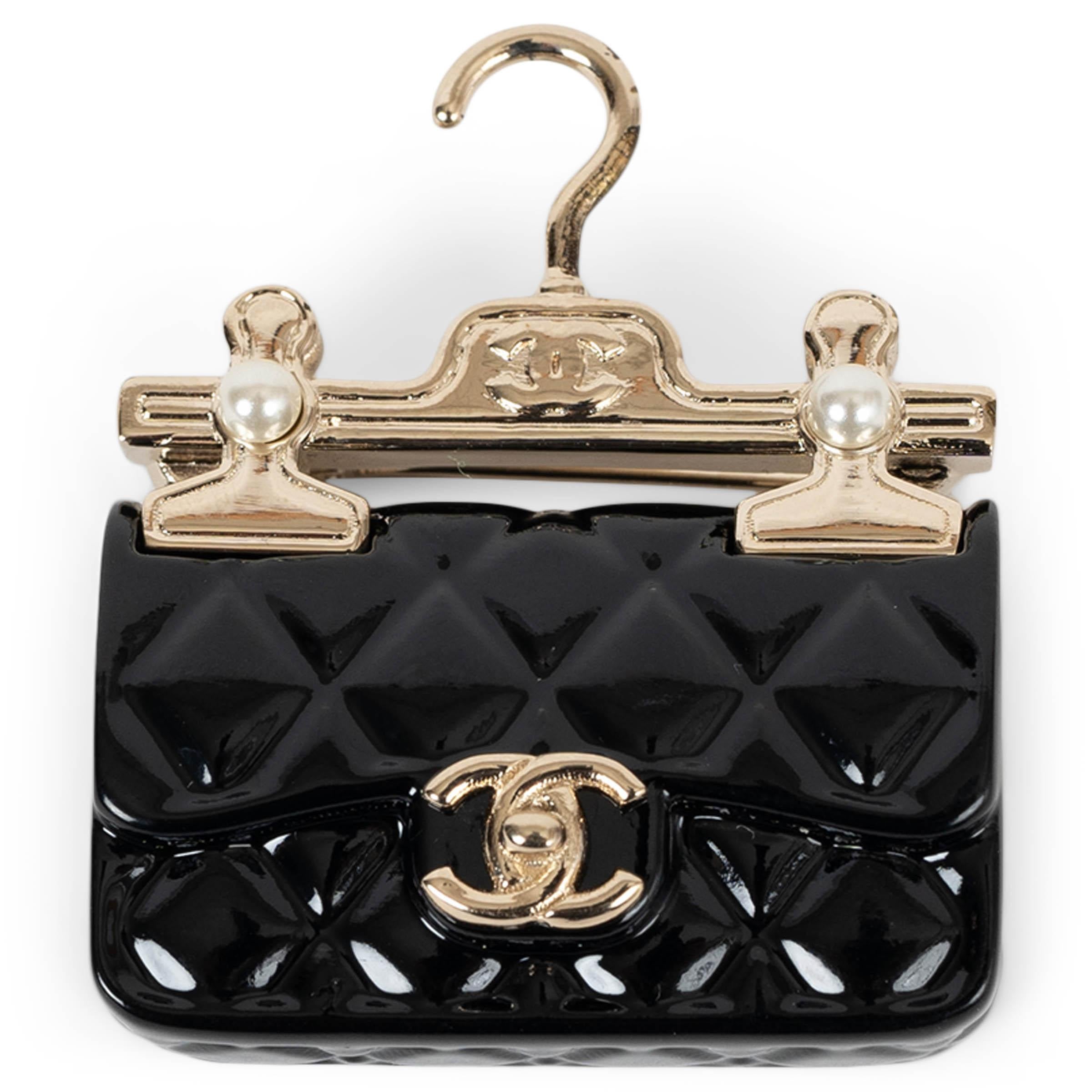 CHANEL black resin 23C MONTE CARLO HANGER FLAP BAG Brooch For Sale at ...