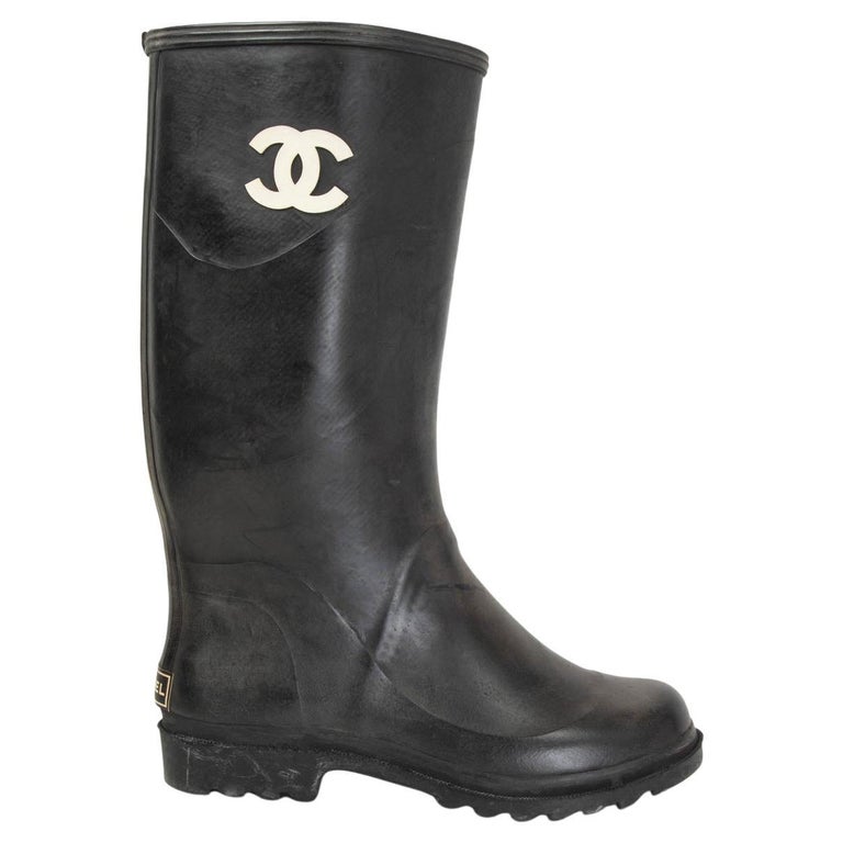 CHANEL black RUBBER RAIN Boots Shoes 37 at 1stDibs