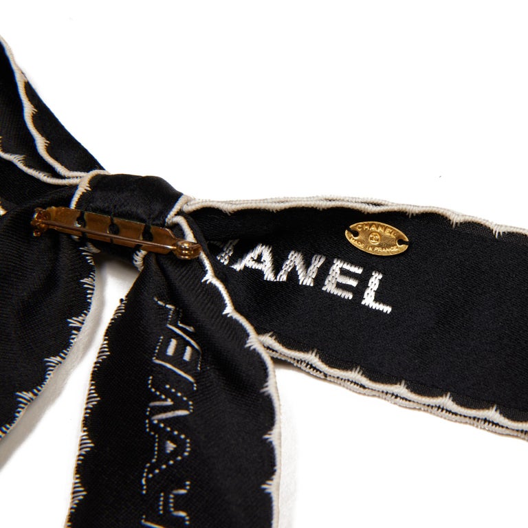 Chanel BLACK SATIN VINTAGE RIBBON PIN For Sale at 1stDibs